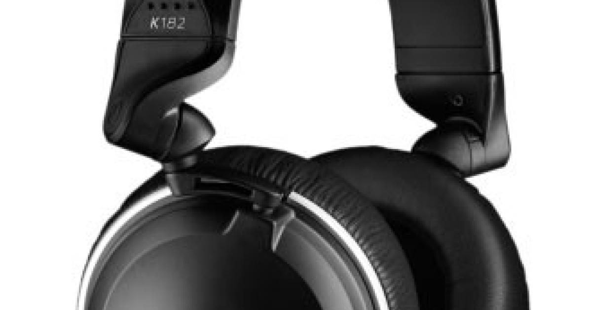 AKG K182 | Beat