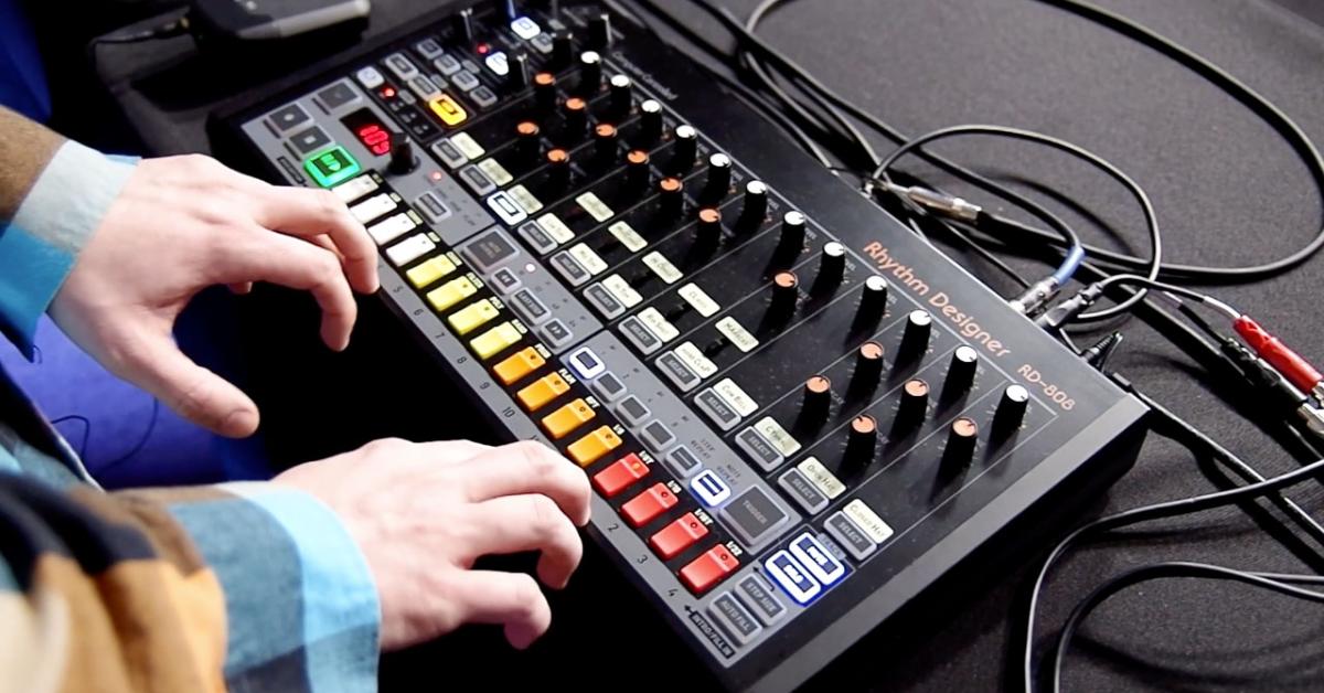 Wow: Behringer RD-808 (Klon der TR-808) kommt im März