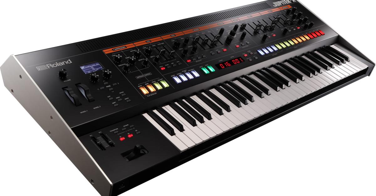 Test: Roland Jupiter X - Alles drin, von Juno bis JV